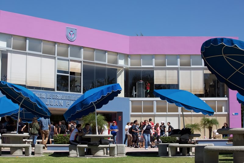 Qué carreras ofrece la Univa en Guadalajara